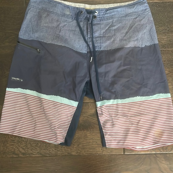 Volcom | Shorts | Mens | Poshmark